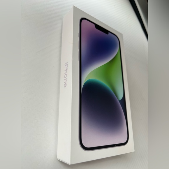 Apple | Cell Phones & Accessories | Brand New Unlocked Iphone 4 Plus ...